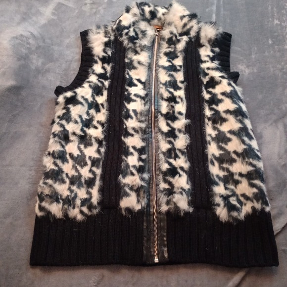 Belldini | Jackets & Coats | Belldini Faux Fur Vest Womens Large ...